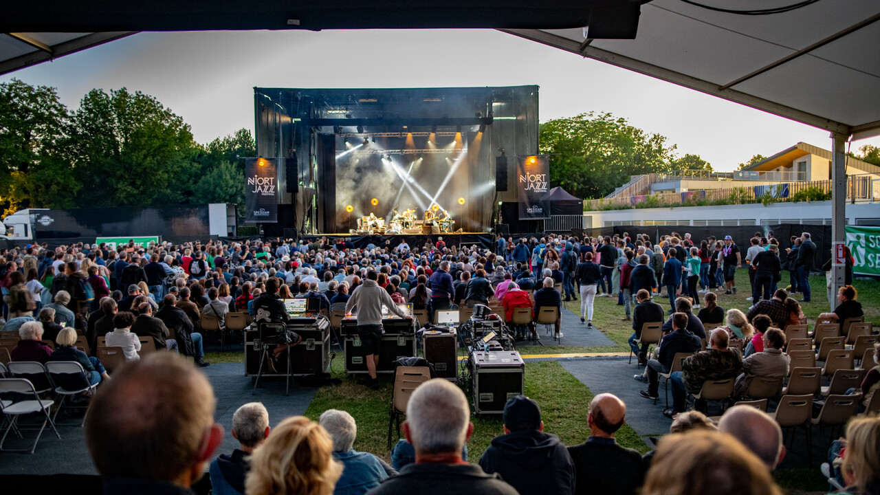 Agenda Ville de Niort : 1ère édition du tournoi fluo VBPN
